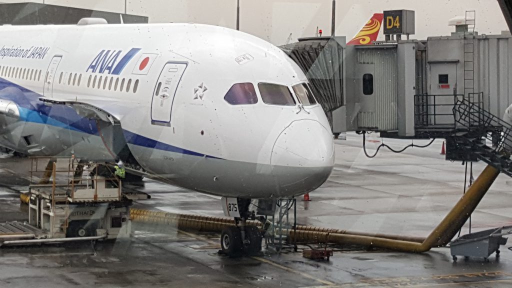 NH848 バンコク スワンナプーム(BKK) – 羽田(HND) | 赤からすの後悔日誌